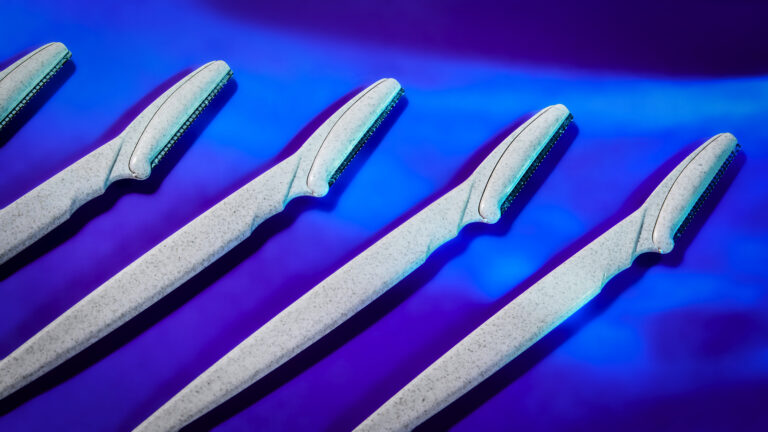 What Is Dermaplaning? How To Safely Shave Your Face At Home - Beauty ...