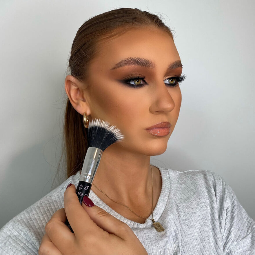 How To Apply Setting Powder - Beauty Bay Edited