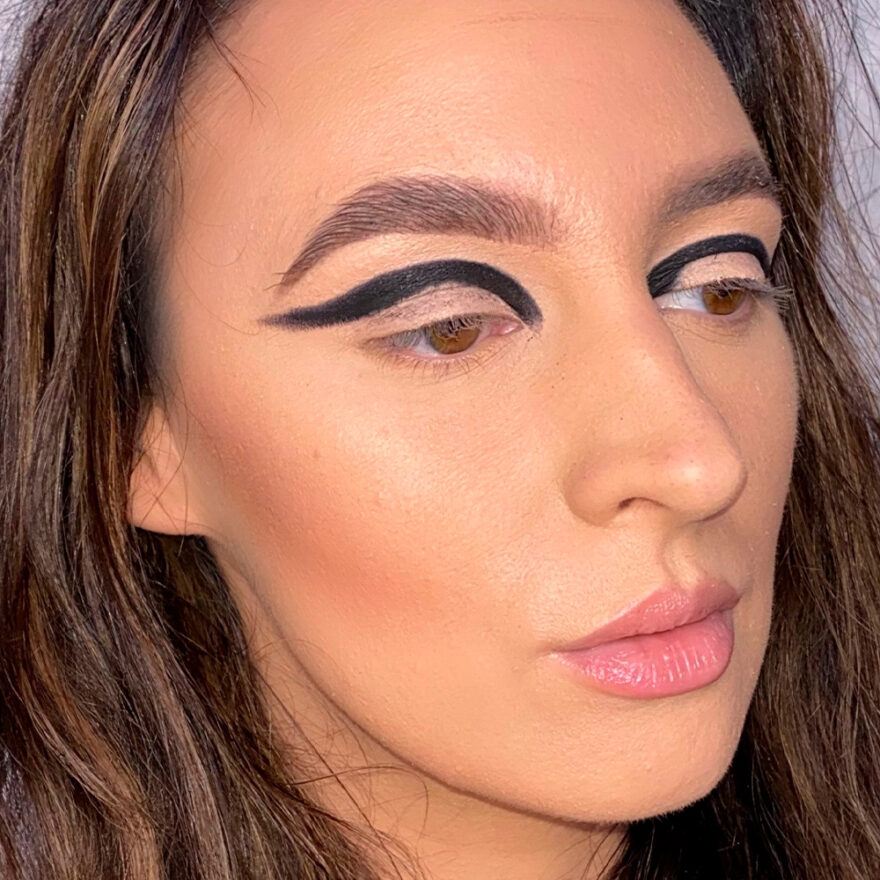 How To Cut The Perfect Crease - Beauty Bay Edited