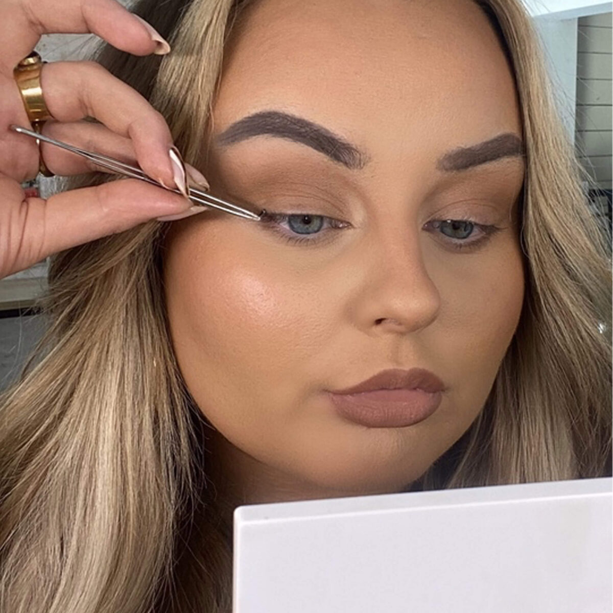 How To Apply Individual Lashes - Beauty Bay Edited