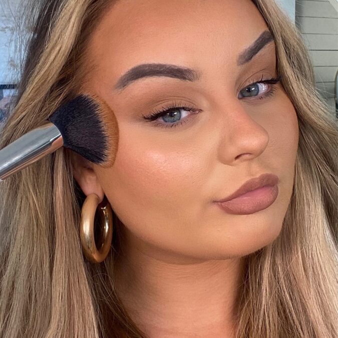 How To Apply Bronzer - Beauty Bay Edited