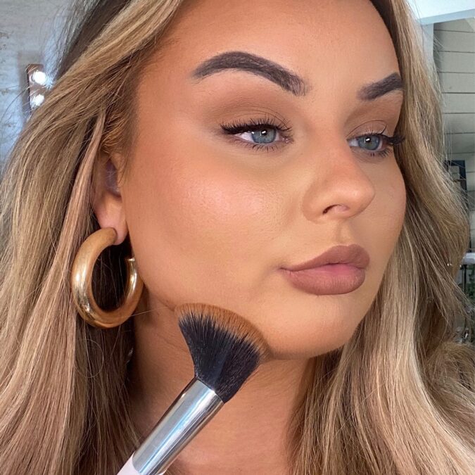 How To Apply Bronzer - Beauty Bay Edited