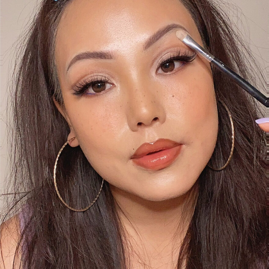 How To Recreate The Iconic 90s Brow - Beauty Bay Edited