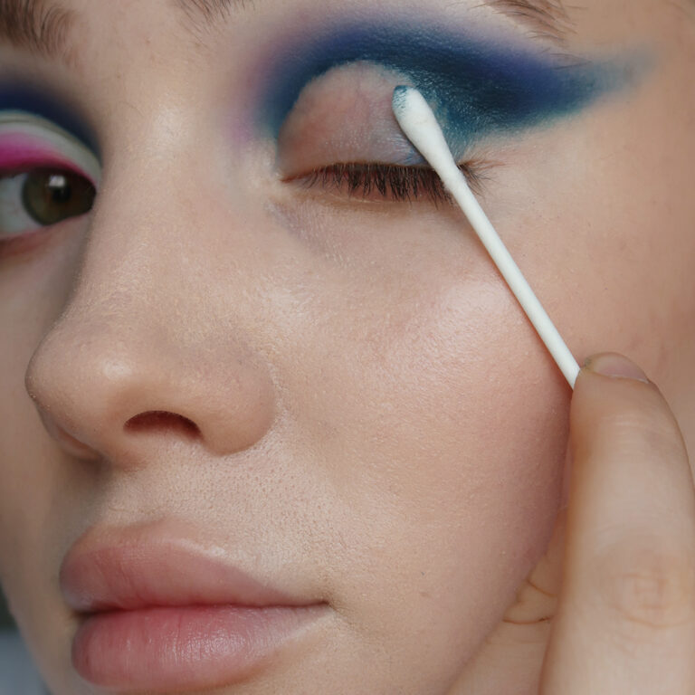 Disney Colour and BEAUTY BAY: Disney's Alice In Wonderland-Inspired ...