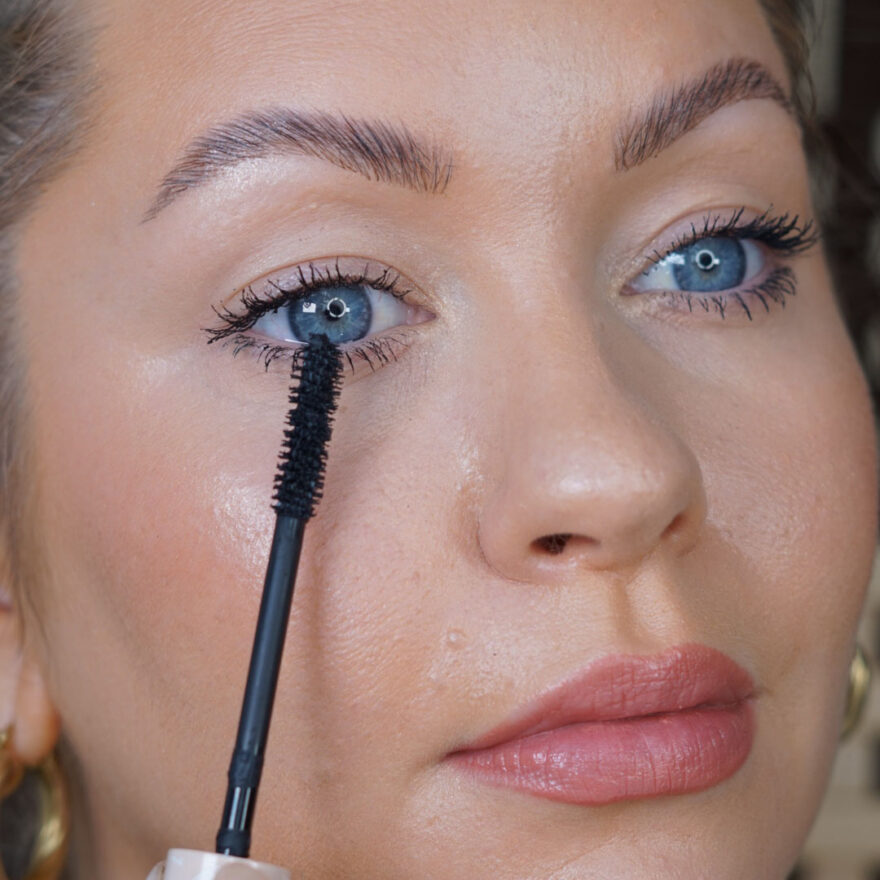 How To Apply Mascara - Beauty Bay Edited