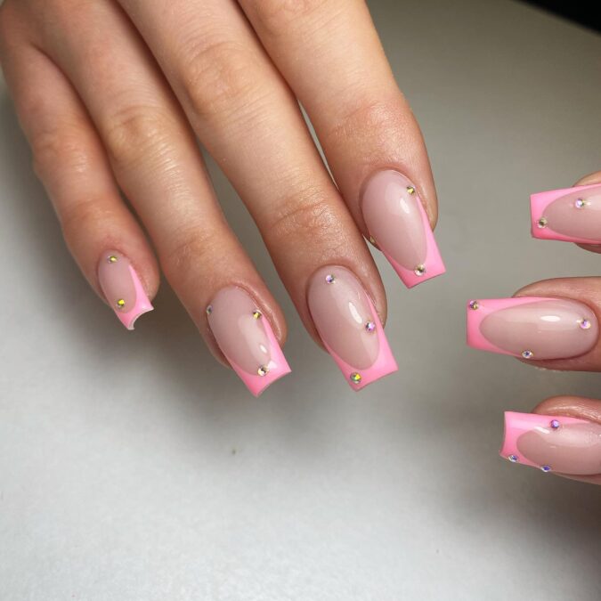 22 Ways To Embrace The French Tips Trend - Beauty Bay Edited