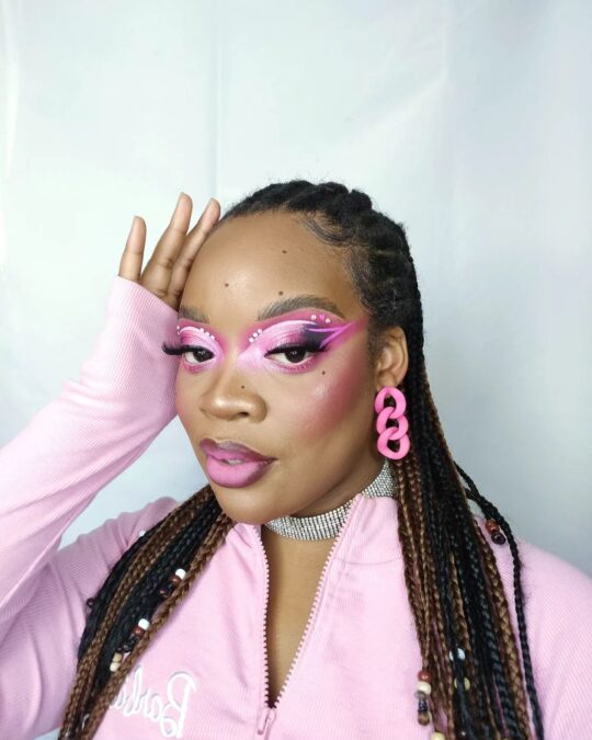 24 Pink Eye Makeup Looks To Try