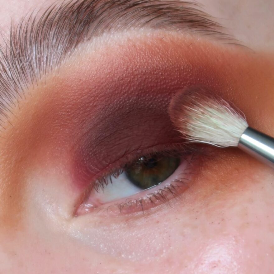 Easy Eyeshadow For A Rich Luxury Makeup Look - Beauty Bay Edited