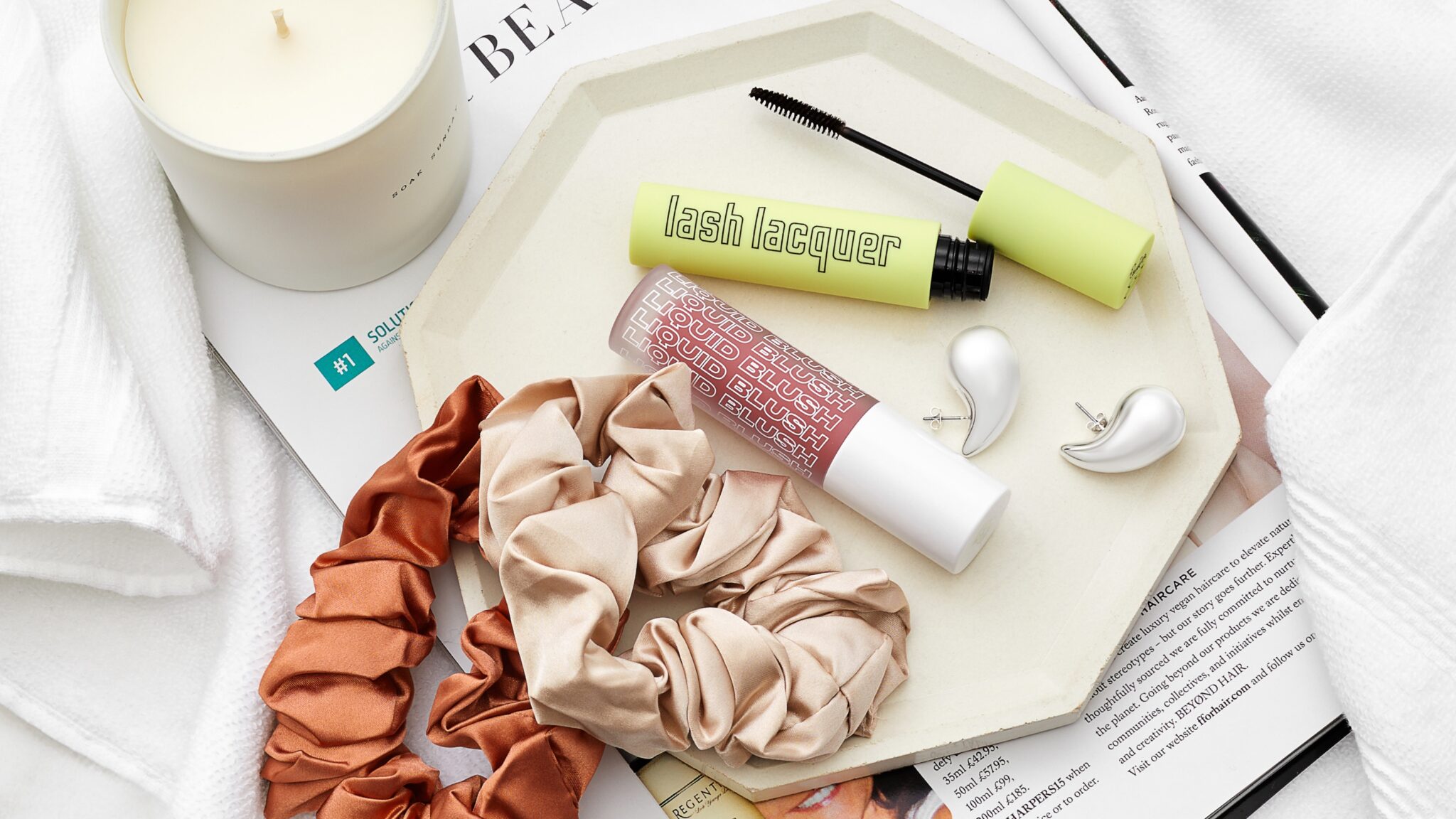 The Clean Girl Aesthetic - Clean Girl Makeup, Hairstyles and Nails ...